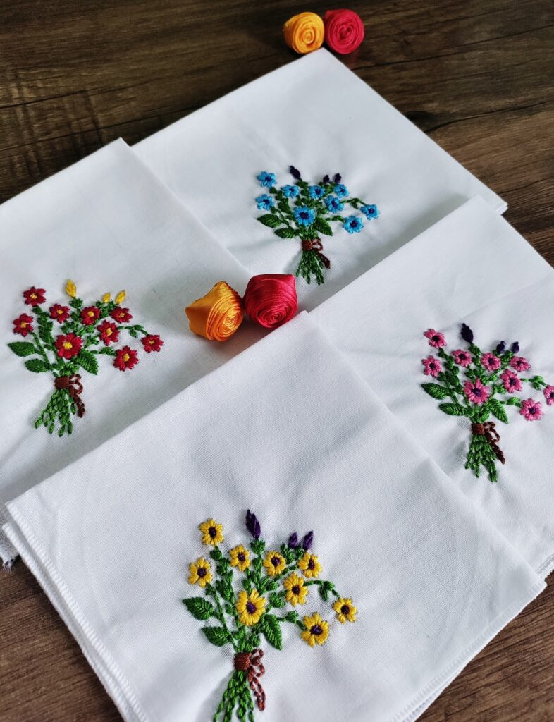 Hand Embroidered Handkerchief (Set of 5) - GhabaKala